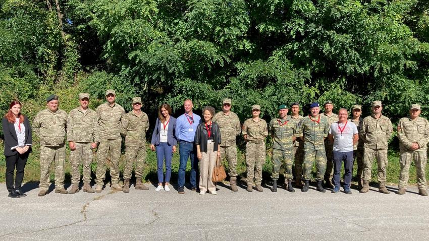 Head of OSCE Mission to Montenegro visits Brezovik military facility ...